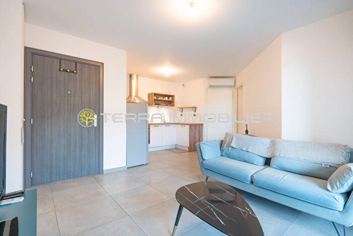 Appartement à louer - Ajaccio - 2 pièces - 1 chambre