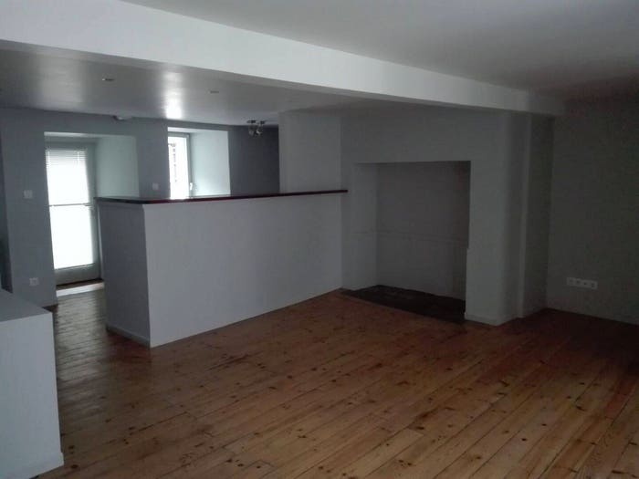 Bort-les-Orgues : Maison 3 pièces à louer