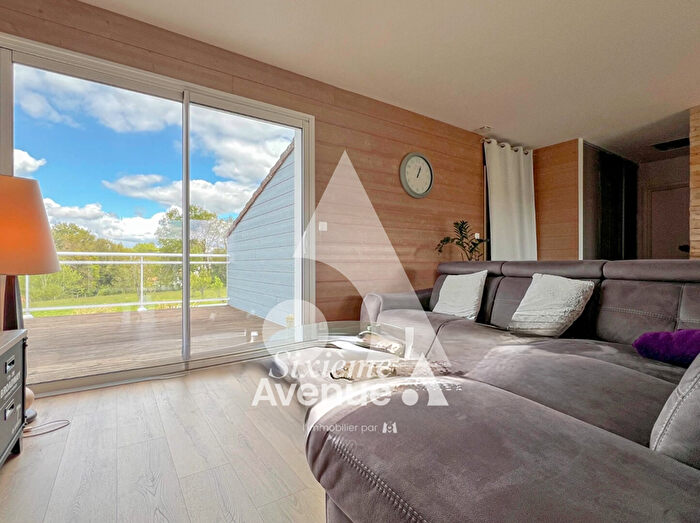 Maison à vendre - Bussac-sur-Charente - 6 pièces - 4 chambres