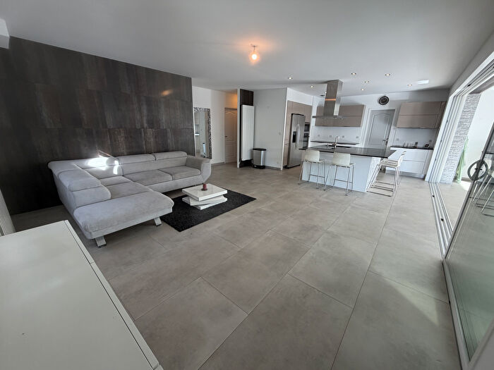 Maison à vendre - Gigean - 5 pièces - 4 chambres