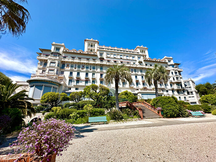 Appartement à vendre - Menton, Hôtel de Ville, Vieille Ville, Musée, Madone, Carnolès - 2 pièces - 1 chambre