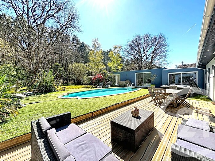 Maison à vendre - Cestas, Croix dHins, Jauge, Pierroton - 10 pièces - 8 chambres