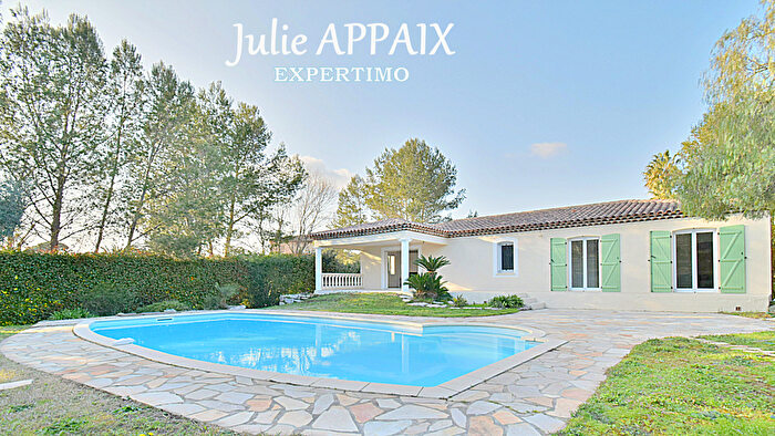 Maison à vendre - Saint-Raphaël, Veyssières - 5 pièces - 4 chambres