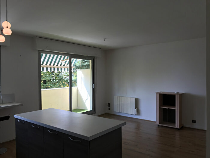 Appartement à louer - Bordeaux, Parc Bordelais - 2 pièces - 1 chambre