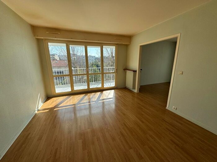 Appartement à vendre - Noisy-le-Grand, Nord - 4 pièces - 2 chambres