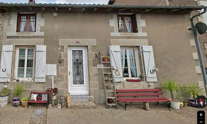 Maison 4 pièces à vendre à Brillac
