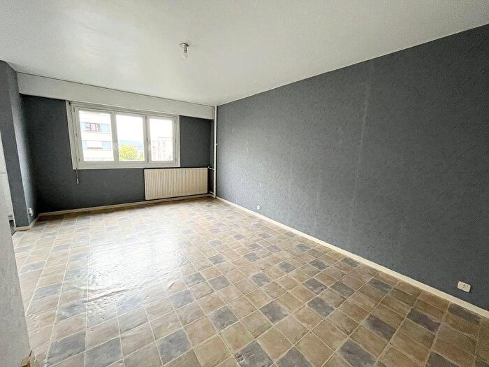 Appartement à louer - Vanteaux-Puy Las Rodas, Limoges - 1 pièce