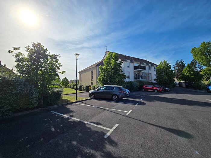 Grosse Pierre-Foch-Dunant-Guynemer-Collinet, Meaux : Appartement 3 pièces à louer
