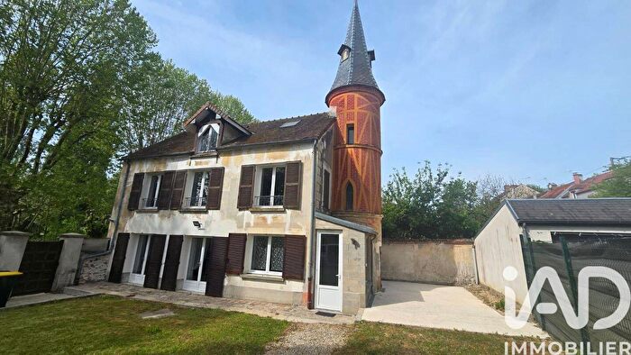 Maison 4 pièces à Centre Ville Centre et Nord, Coulommiers, à louer