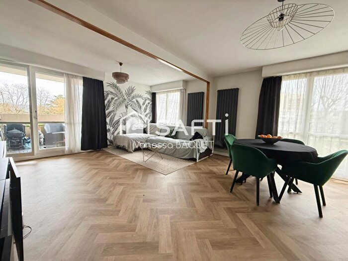 Appartement à vendre - Le Plessis-Bouchard - 3 pièces - 2 chambres