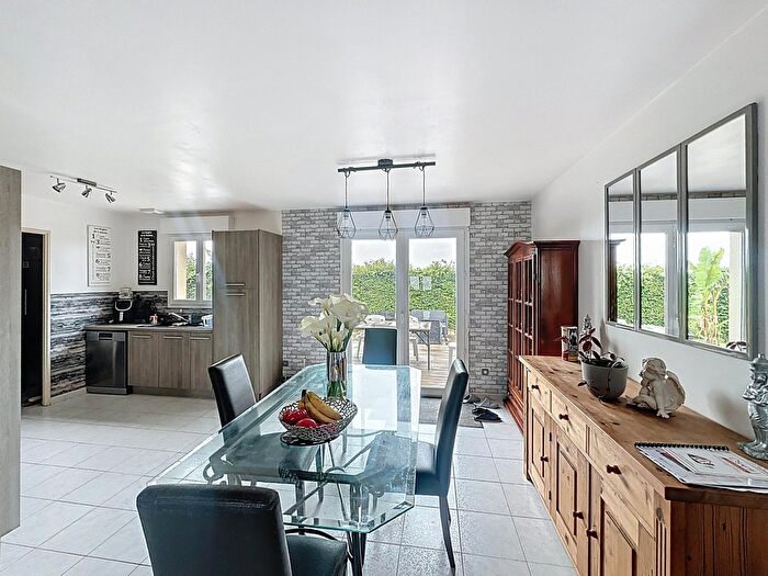 Maison à vendre - Épégard - 5 pièces - 3 chambres