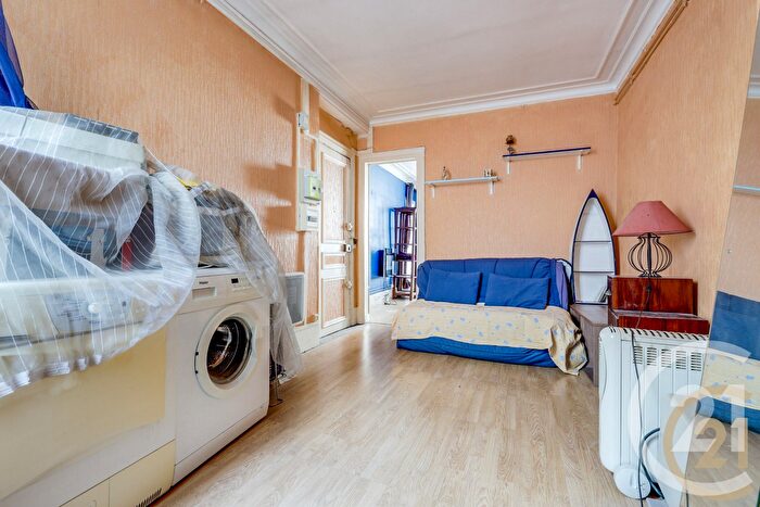 Appartement à vendre - Paris e , La Fourche, Guy Moquet - 2 pièces - 1 chambre