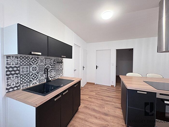 Appartement à louer - Paris, Roanne - 3 pièces - 2 chambres