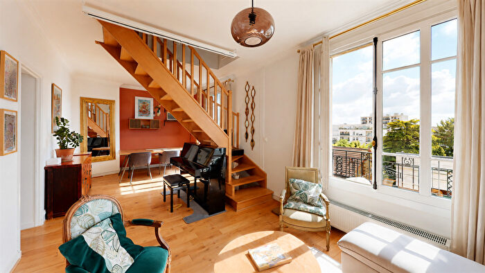 Clamart, Gare : Appartement 4 pièces à vendre