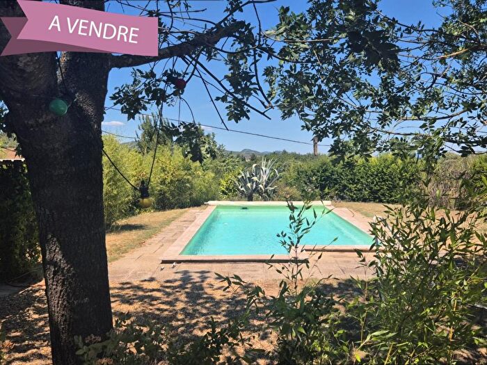 Maison 4 pièces à Les Mages, à vendre