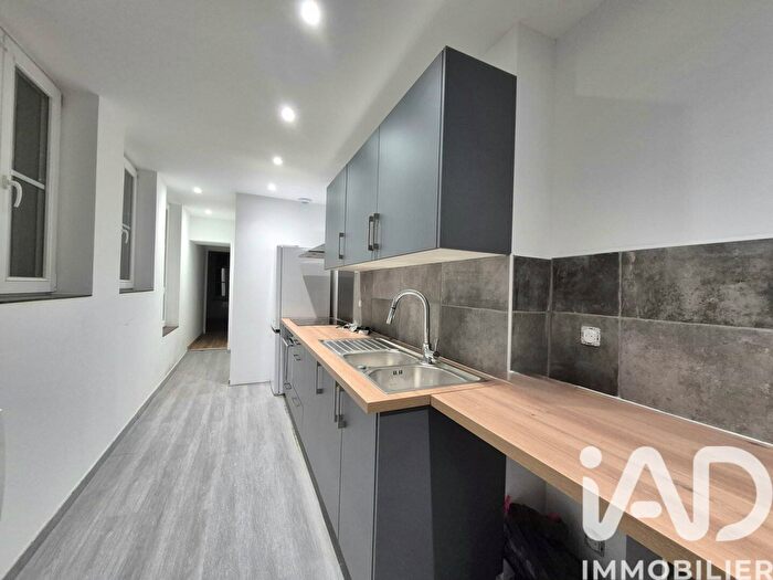 Appartement à louer - Gare Nord et Ouest, Charleville-Mézières - 3 pièces - 2 chambres