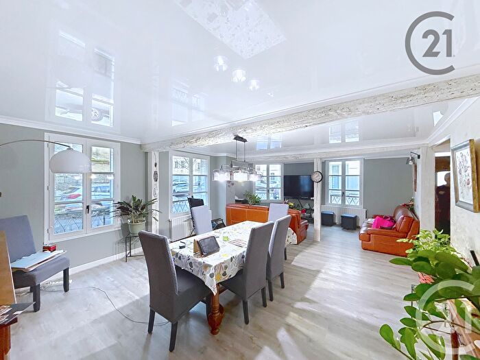 Maison à vendre - Bray-sur-Seine - 5 pièces - 3 chambres