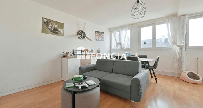 Appartement 3 pièces à Flers, Centre-ville, à vendre