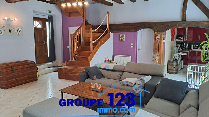 Maison à vendre - Aillant-sur-Tholon - 6 pièces - 4 chambres