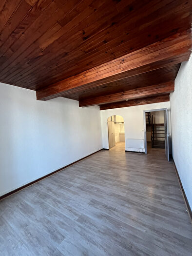 Castelnaudary, Centre-ville, Gare, La Baffe : Maison 2 pièces à louer