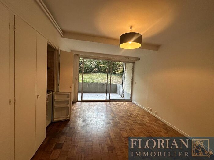 Appartement 1 pièce à louer à Bourg-la-Reine