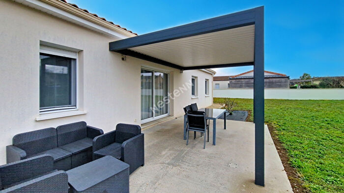 Maison à vendre - Chabournay - 4 pièces - 3 chambres