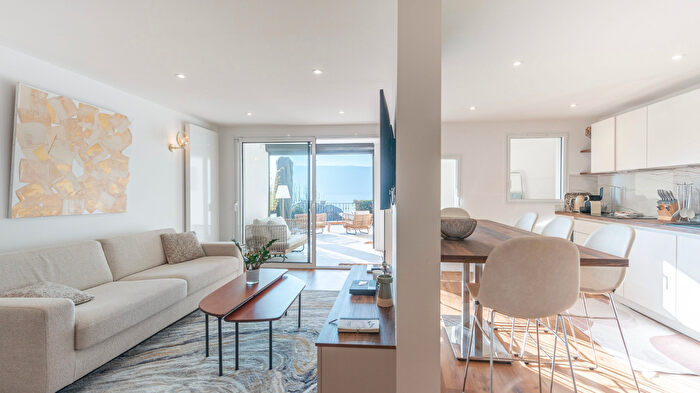 Appartement à vendre - Veyrier-du-Lac - 3 pièces - 2 chambres