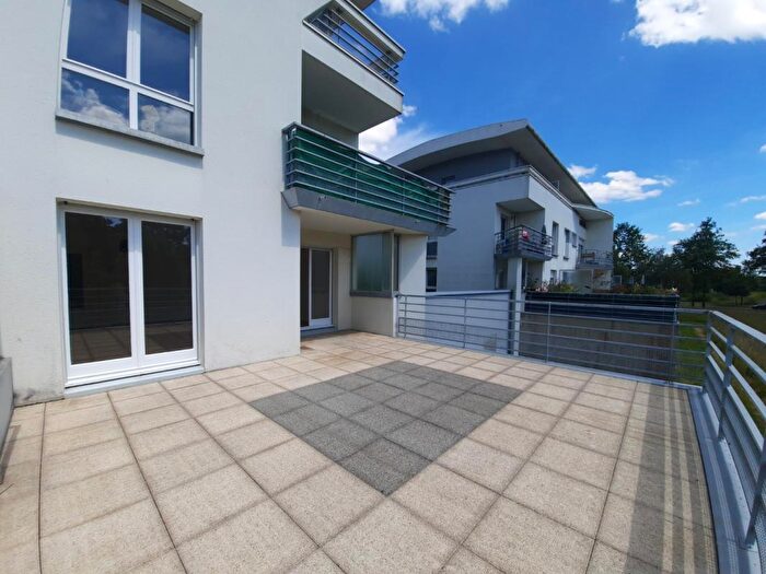 Appartement à louer - Saint-Jacques-de-la-Lande - 3 pièces - 1 chambre