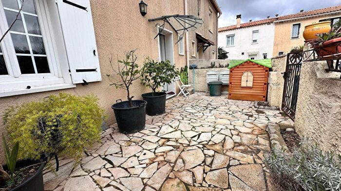 Maison 5 pièces à Castries, à vendre