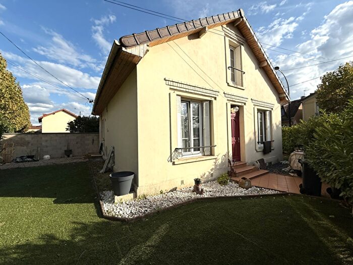 Maison à vendre - Champigny-sur-Marne - 5 pièces - 2 chambres