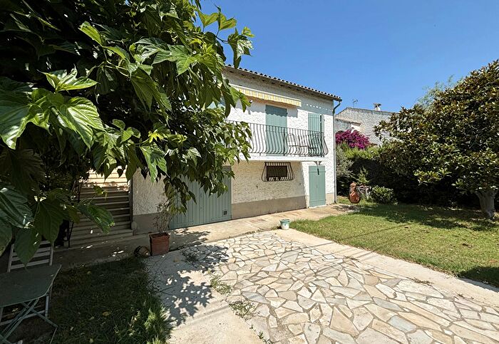 Maison 5 pièces à Arles, Trébon, à vendre