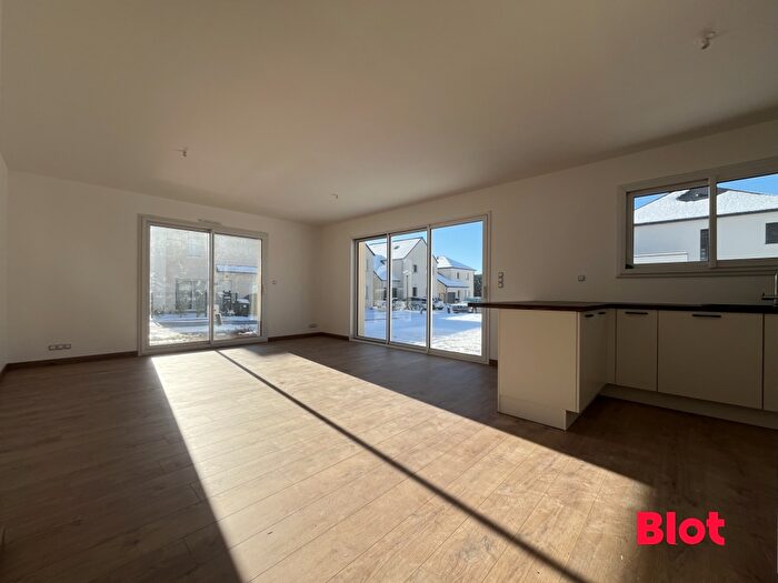 Maison à vendre - Crevin - 6 pièces - 5 chambres