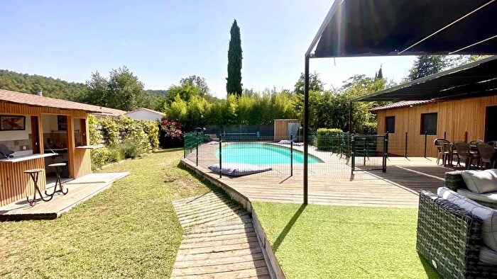 Maison à vendre - La Roque-dAnthéron - 6 pièces - 4 chambres