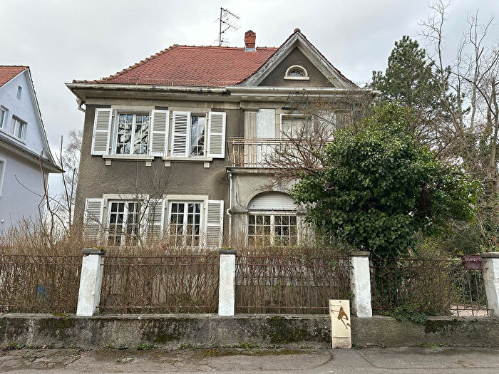 Maison à vendre - Mulhouse, Rebberg - 8 pièces - 6 chambres