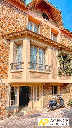 Maison à vendre - Versailles, Montreuil - 8 pièces - 6 chambres