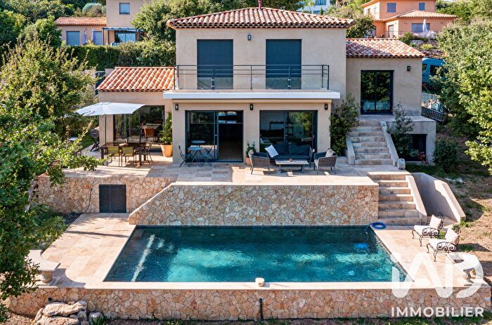 Maison 4 pièces à Tourrettes-sur-Loup, à vendre