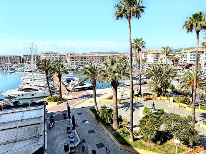 Appartement à vendre - Fréjus, Fréjus Plage - 3 pièces - 2 chambres