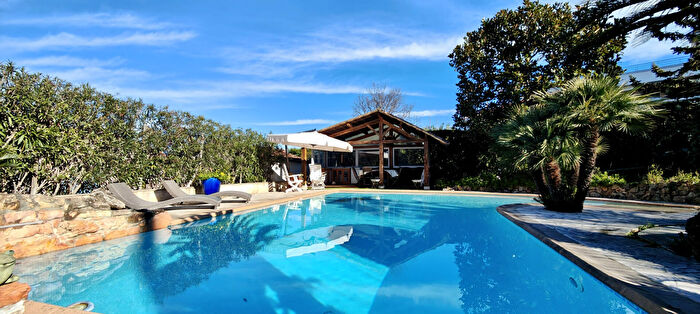 Maison à vendre - Antibes, Antibes-les-Pins, Trianon, Le Fournel, Peyregoue - 5 pièces - 4 chambres