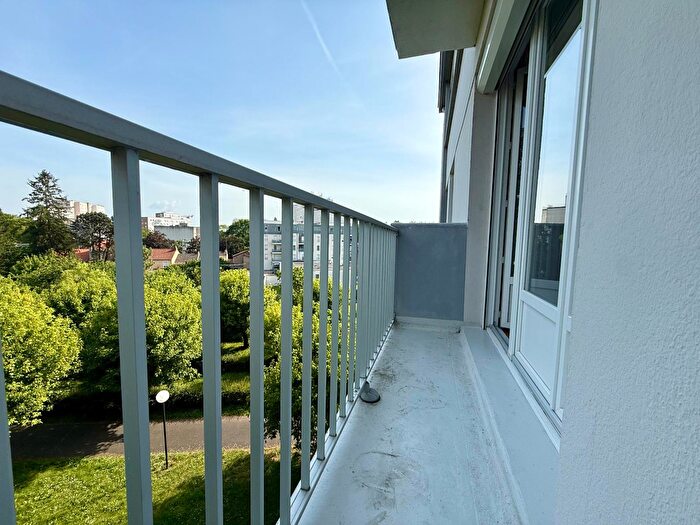 Saint-Sébastien-sur-Loire, Ouest - Appartement 4 pièces à louer