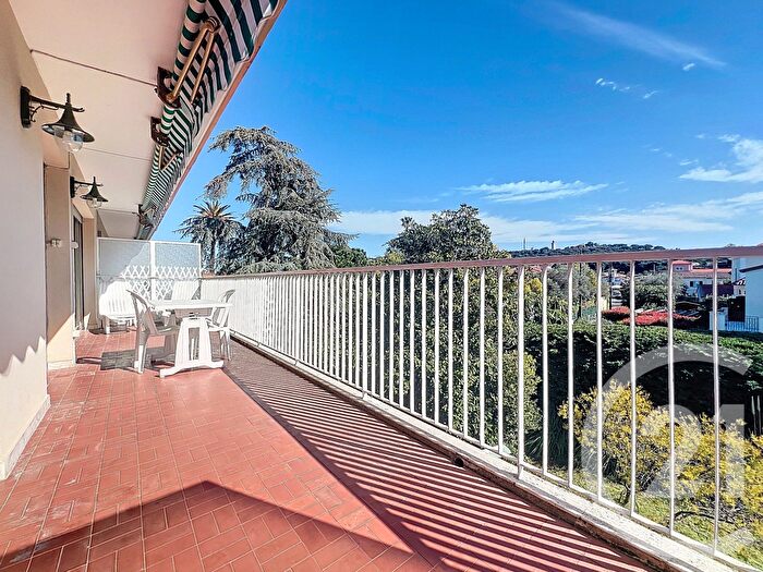 Appartement à vendre - Antibes, Juan-les-Pins, Le Cap - 2 pièces - 1 chambre