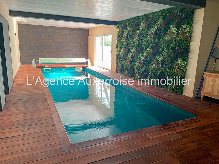 Maison à vendre - Guerchy - 6 pièces - 4 chambres