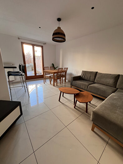 Appartement à louer - Hagenthal-le-Bas - 2 pièces - 1 chambre