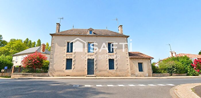 Maison 5 pièces à vendre - Sommières-du-Clain