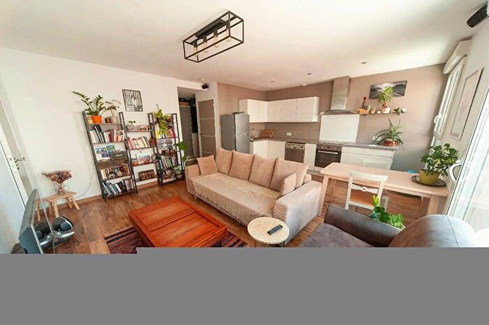 Appartement à louer - Marseille ème arrondissement - 2 pièces - 1 chambre