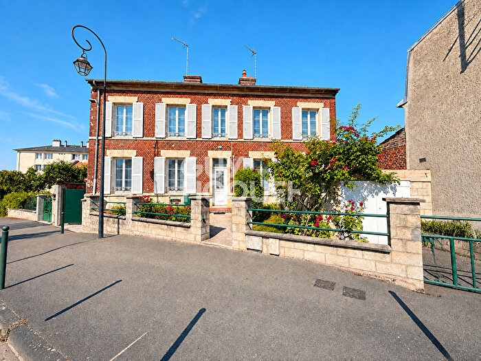 Compiègne, Les Sablons : Maison 9 pièces à vendre