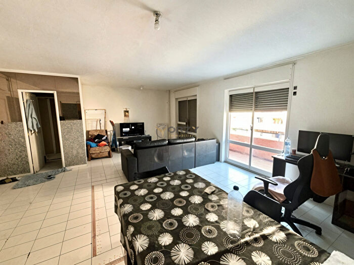 Appartement à vendre - Marseille e , Belle de Mai - 5 pièces - 2 chambres