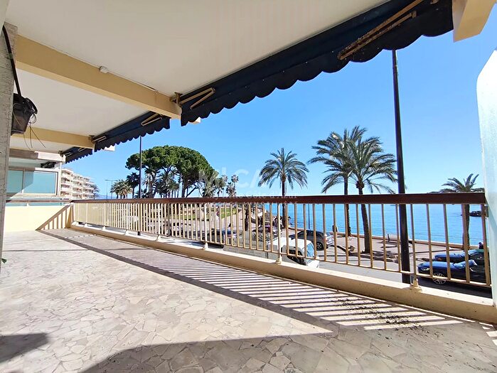 Appartement à vendre - Antibes, Juan-les-Pins, Le Cap - 3 pièces - 2 chambres