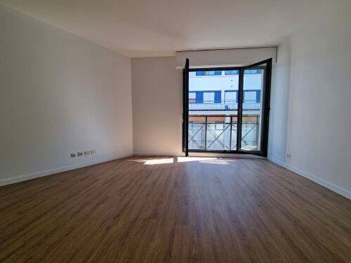 La Fourche-Guy Môquet, Paris 17ème arrondissement : Appartement 1 pièce à louer
