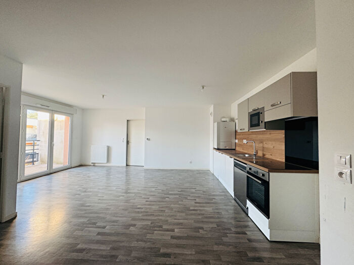 Appartement à louer - Saint-Benoît - 4 pièces - 3 chambres