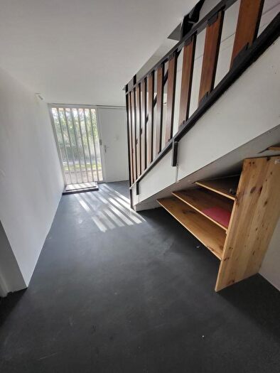 Appartement à louer - Saint-Symphorien-sur-Coise - 5 pièces - 3 chambres